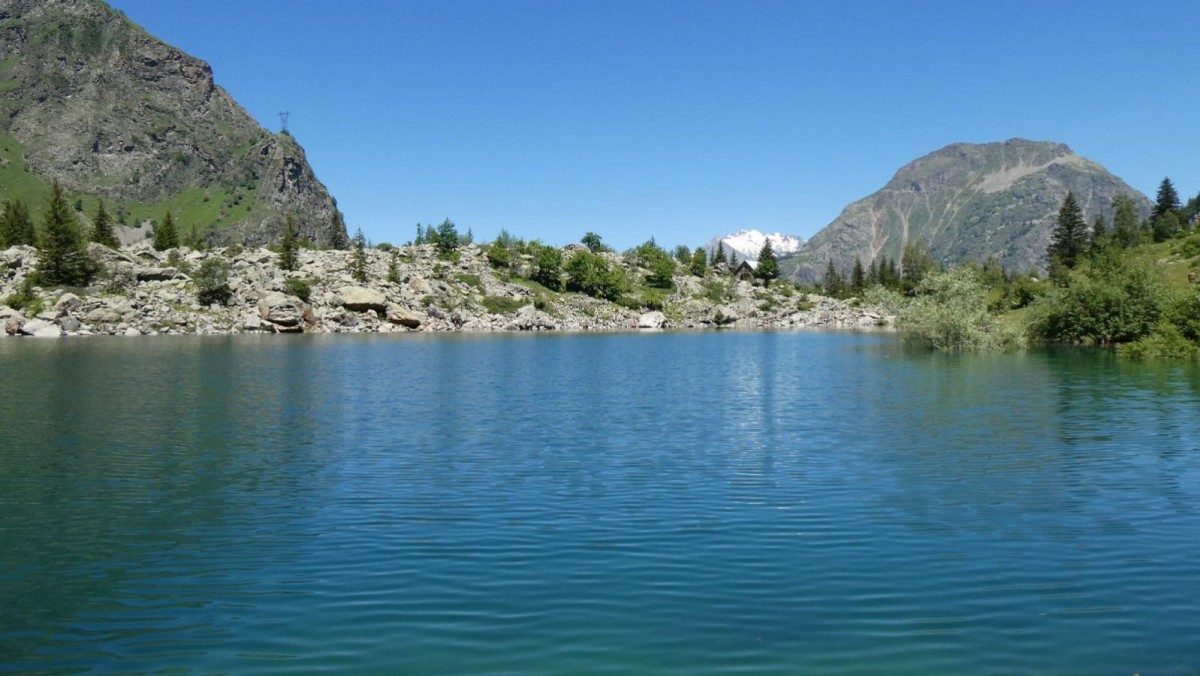 Le Lauvitel (Lac de Lauvitel) (1505m) - Randonnée Ecrins - Le Bourg-d ...