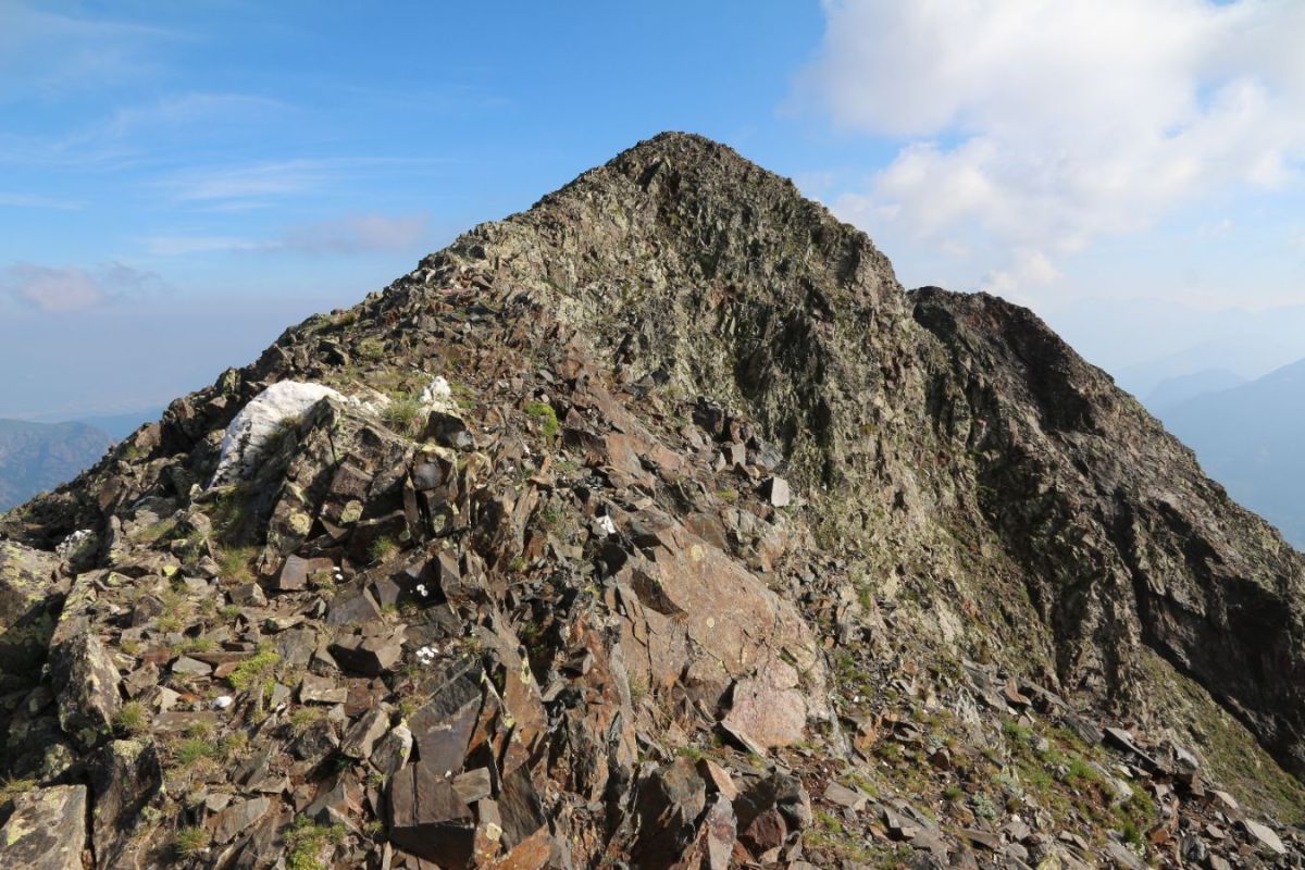 Rocher du Lac (2776m) par la face ouest et le lac de Rif Bruyant ...