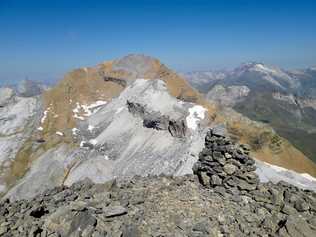 Le Casque du Marboré (3006m) - Randonnée Midi-Pyrénées - Gavarnie