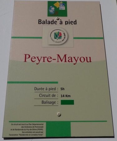 Album photo - Peyre Mayou (1542m), en boucle par Saint-Pierre-la-Bourlhonne