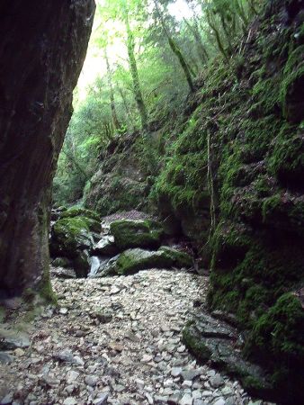 Canyon des Gueulards (840m) par la Ferme du Pescher et les Sept Lacets ...